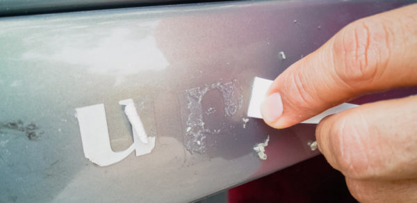 How to Remove Sticky Labels From Glass Windows Tips & Tricks